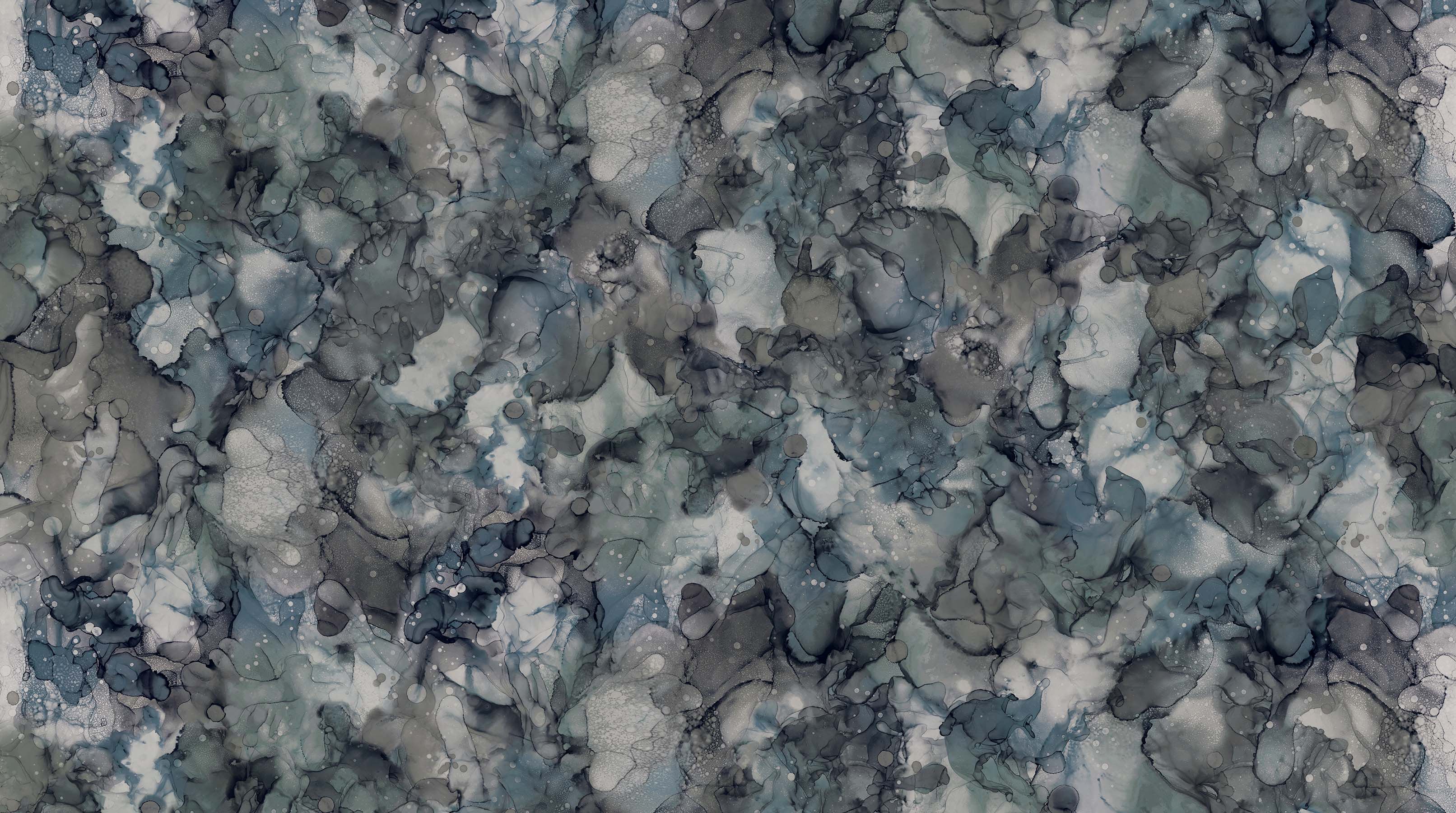 Fluidity DP27234-96 Glacier - Fat Quarter