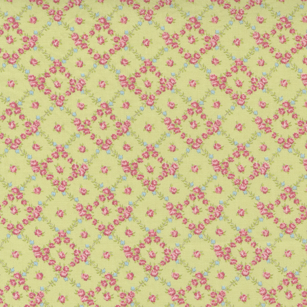 Cottage Linen Closet 18732-14 Sprout